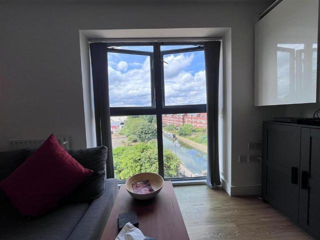 Studio to rent