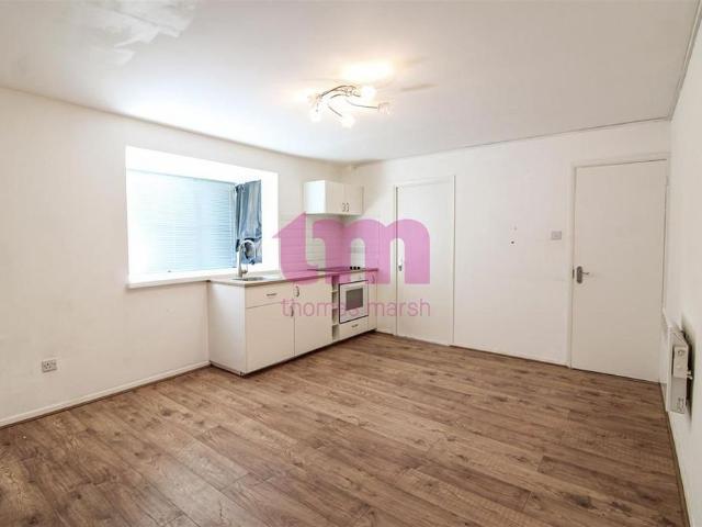 Studio to rent