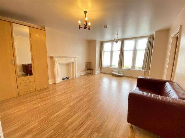 Studio to rent