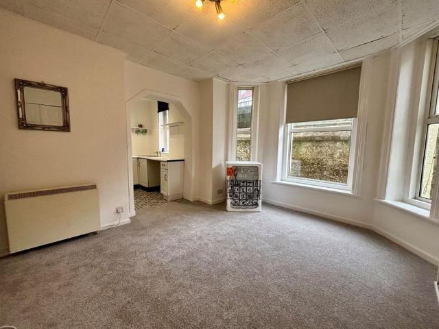 Studio to rent