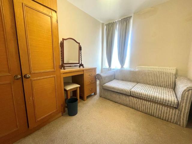Studio to rent