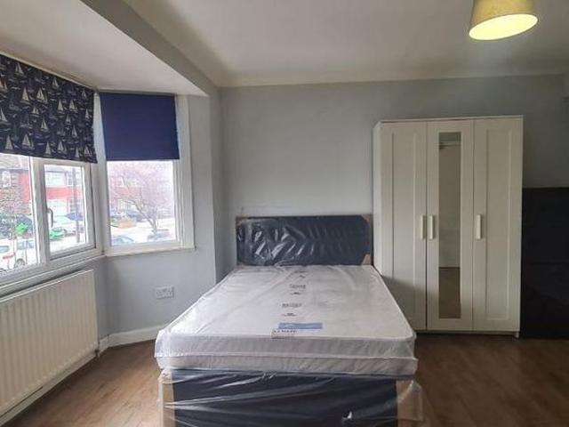 Studio to rent