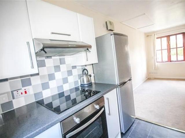Studio to rent