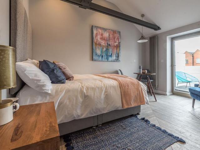 Studio to rent
