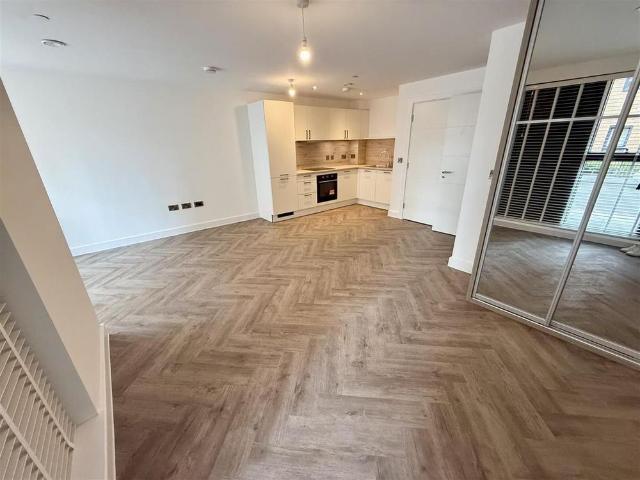 Studio to rent