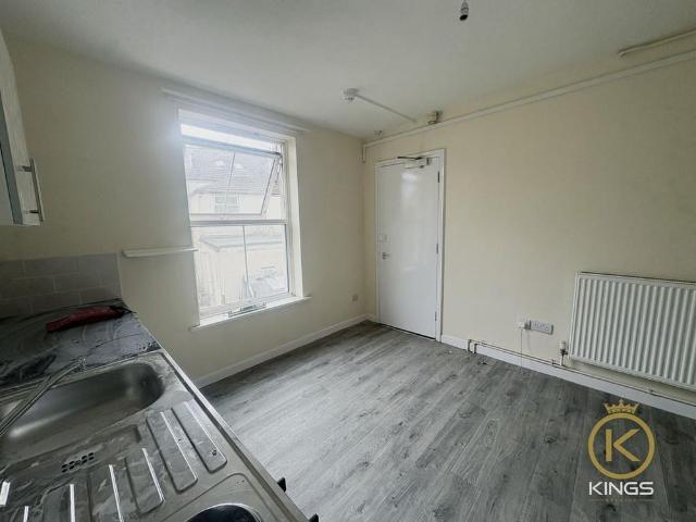 Studio to rent