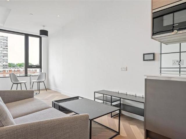 Studio to rent