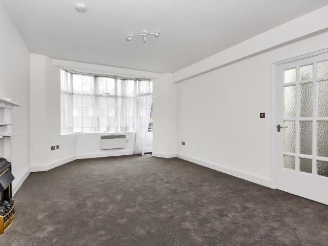 Studio to rent