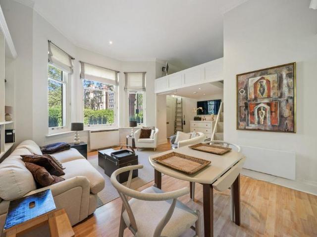 Studio to rent