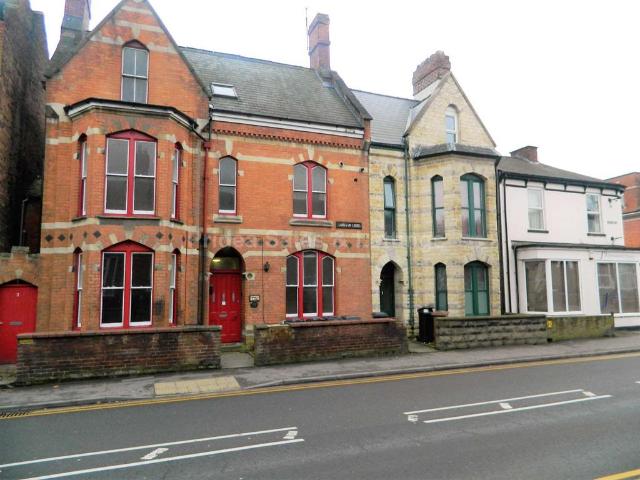 Studio to rent