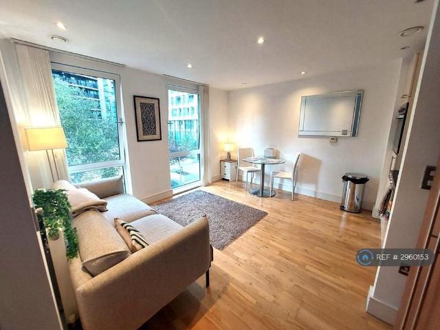 Studio to rent