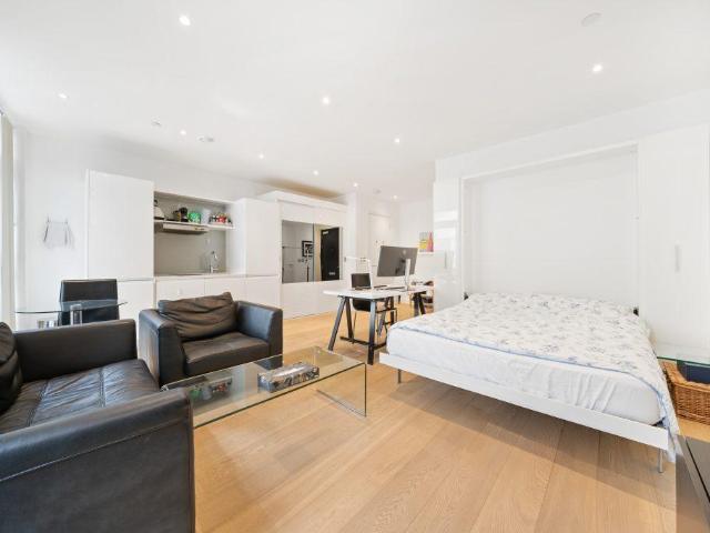 Studio to rent