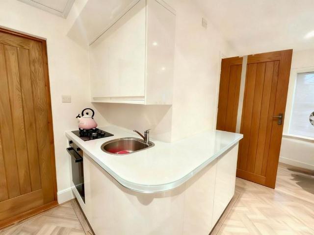Studio to rent