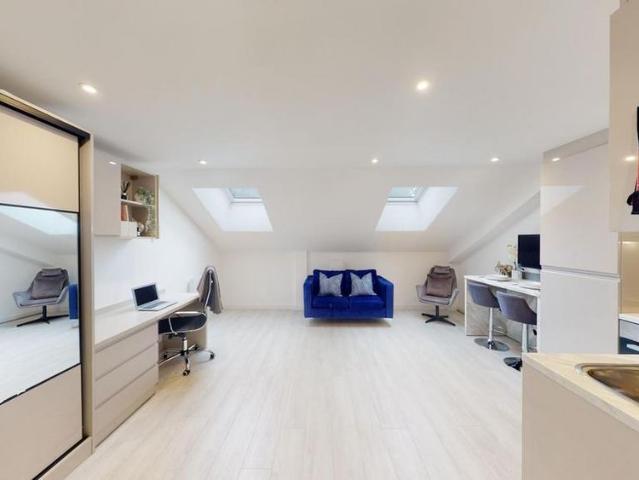 Studio to rent