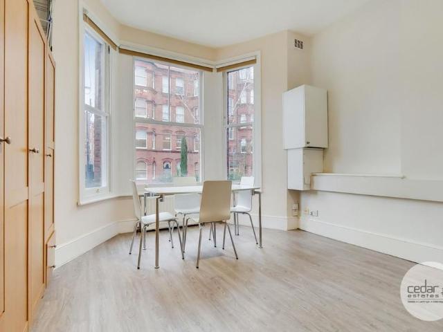 Studio to rent