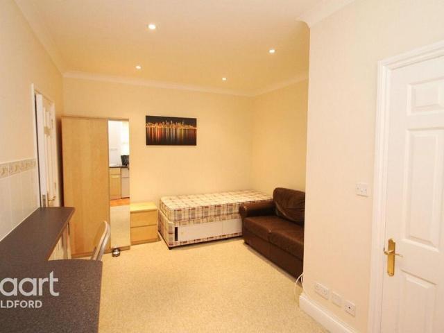 Studio to rent