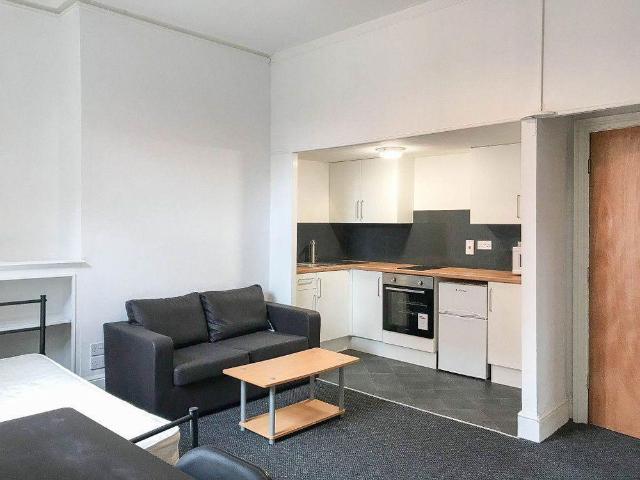 Studio to rent