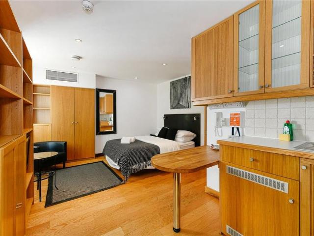 Studio to rent
