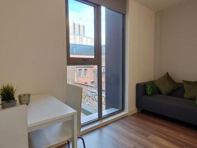 Studio to rent