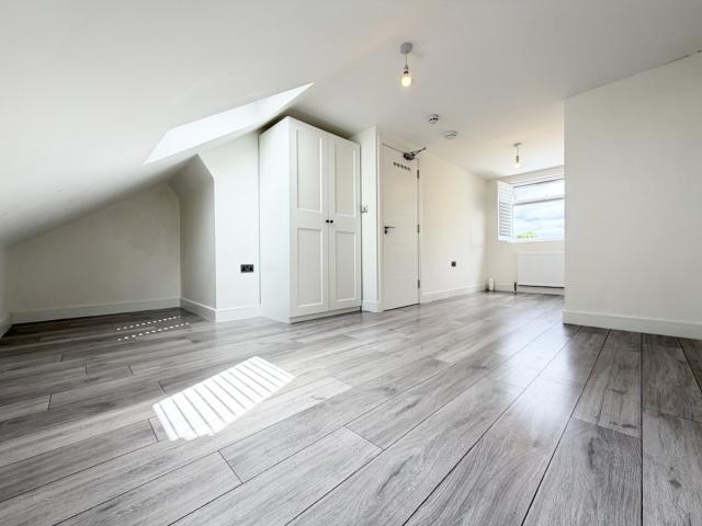 Studio to rent