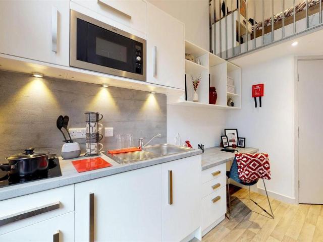 Studio to rent