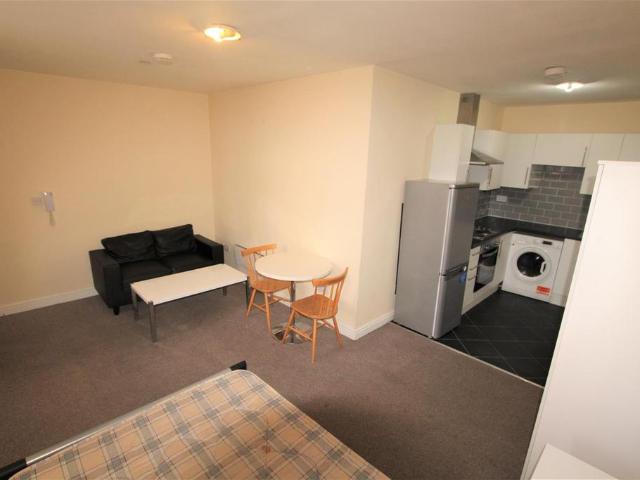 Studio to rent