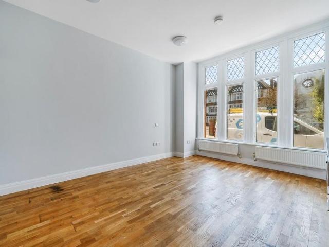Studio to rent