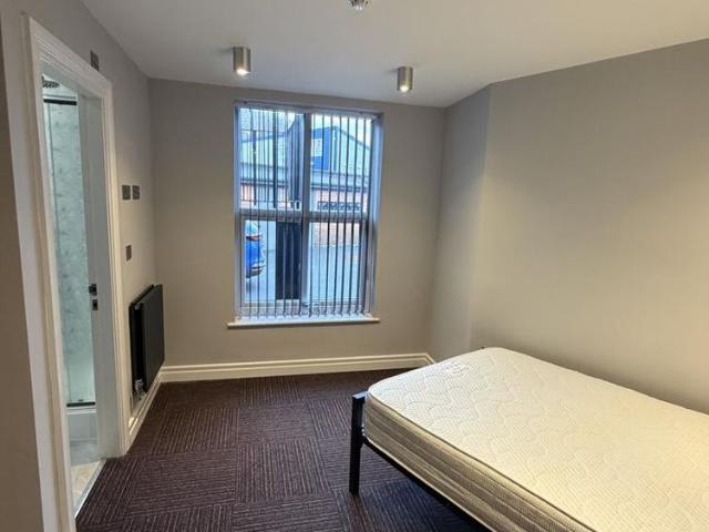 Studio to rent