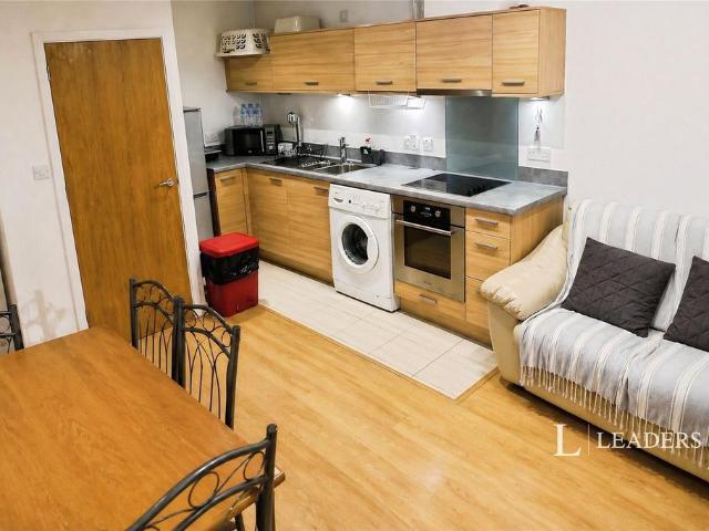 Studio to rent