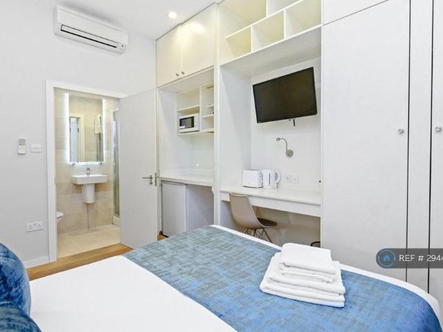Studio to rent