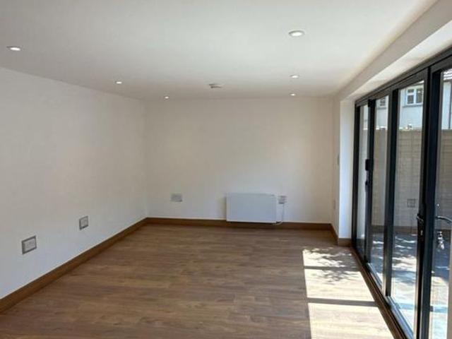 Studio to rent
