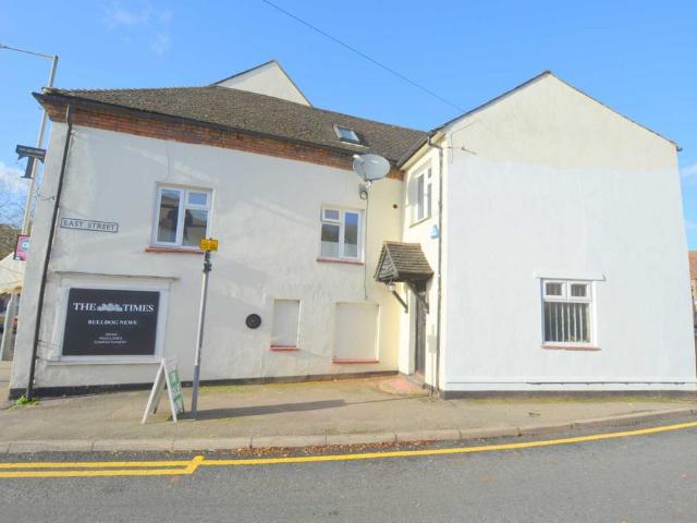 Studio to rent
