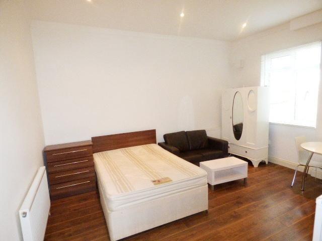 Studio to rent