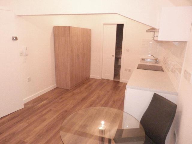Studio to rent