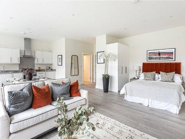 Studio to rent