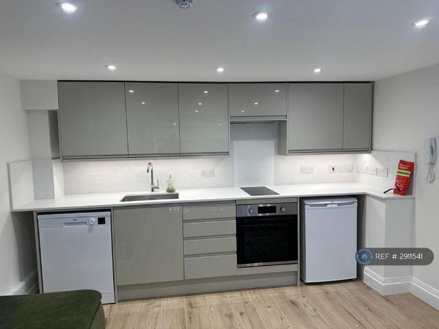 Studio to rent