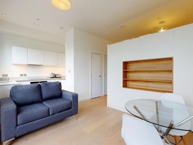 Studio to rent