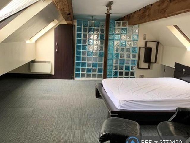 Studio to rent