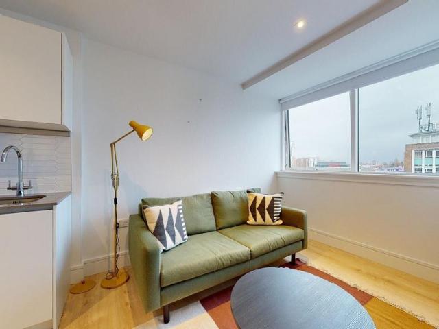 Studio to rent