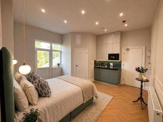 Studio to rent