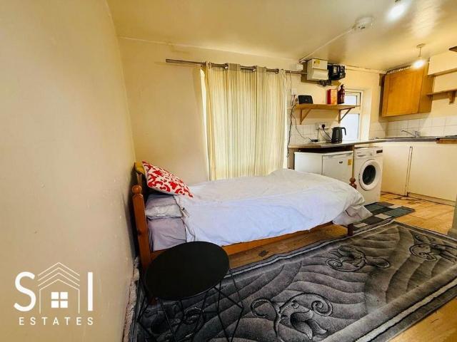 Studio to rent