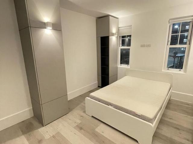 Studio to rent