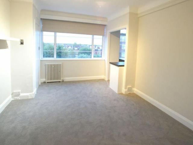 Studio to rent