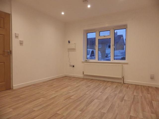 Studio to rent