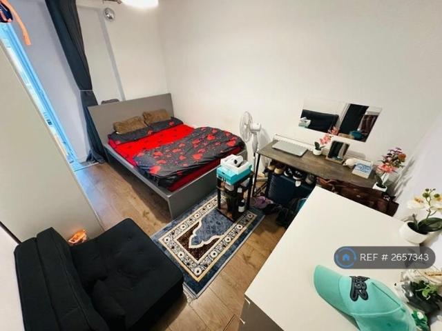 Studio to rent