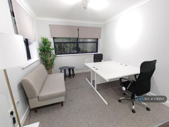 Studio to rent