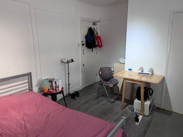 Studio to rent