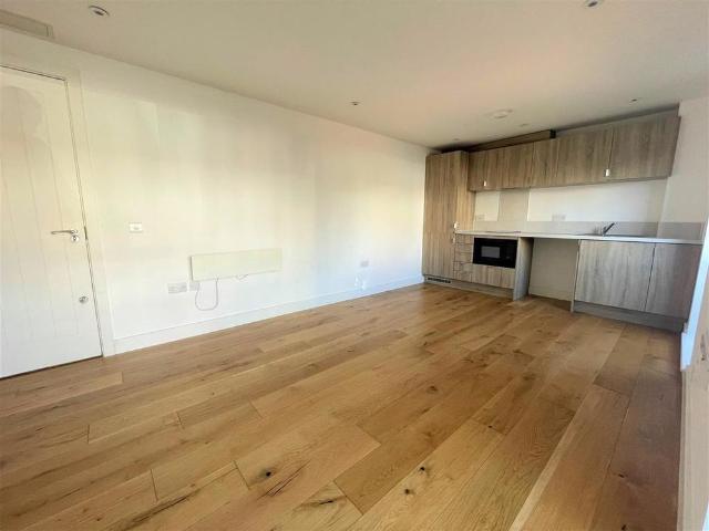 Studio to rent