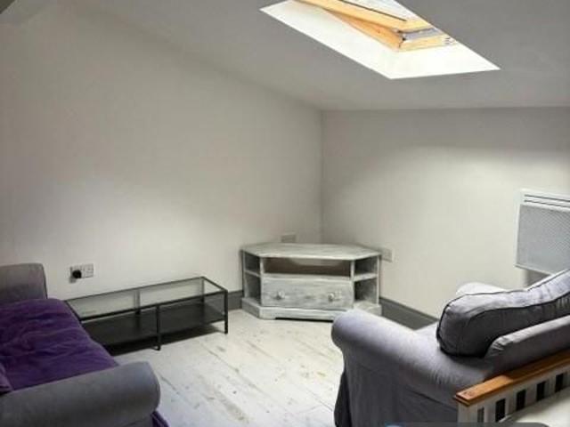 Studio to rent