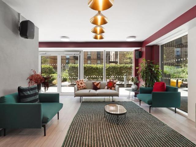 Studio to rent